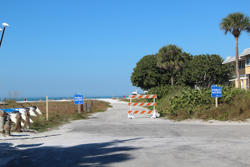 Public access signage installed at vacated portion of North Beach Road